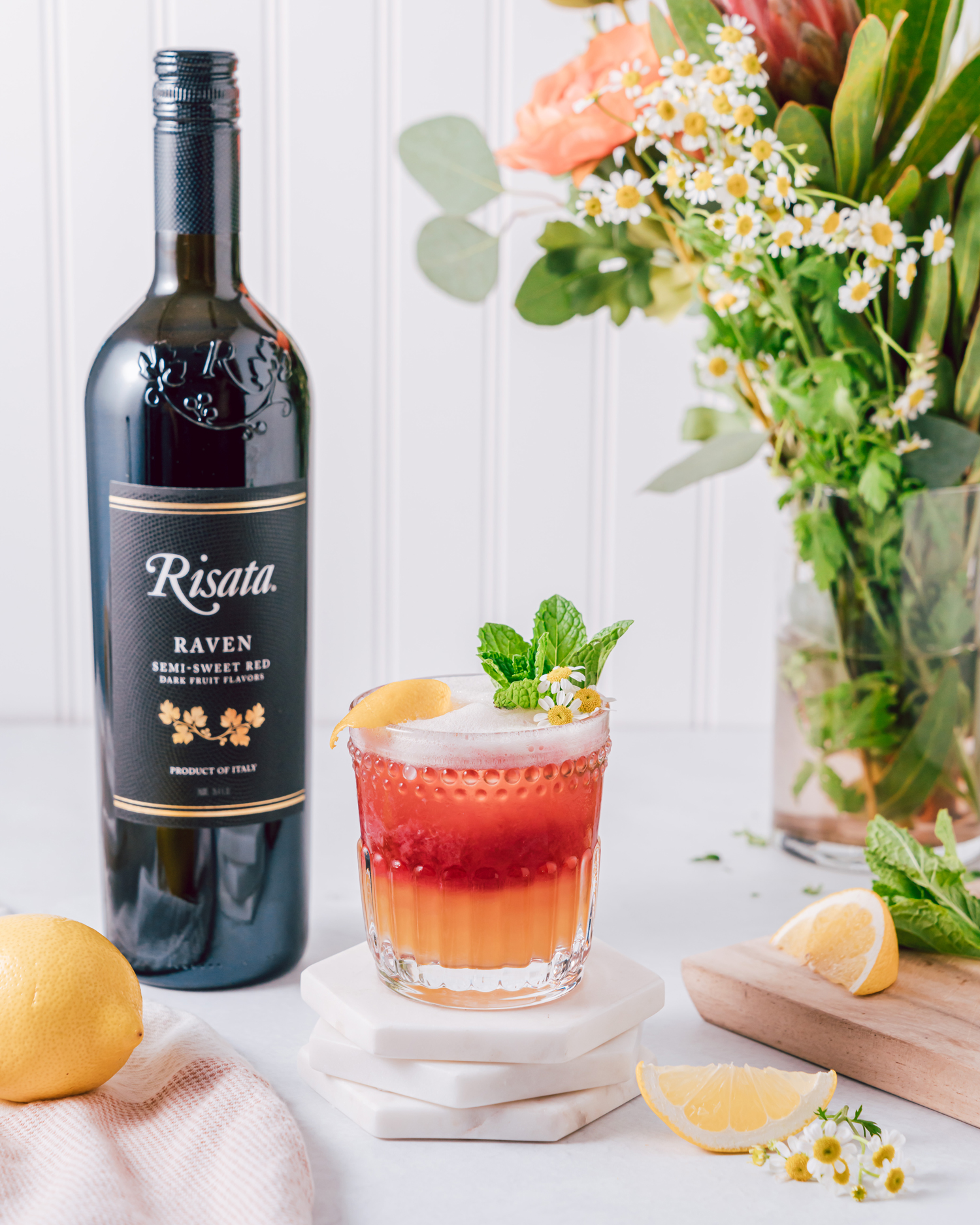 New York Sour Fizz - The Social Sipper