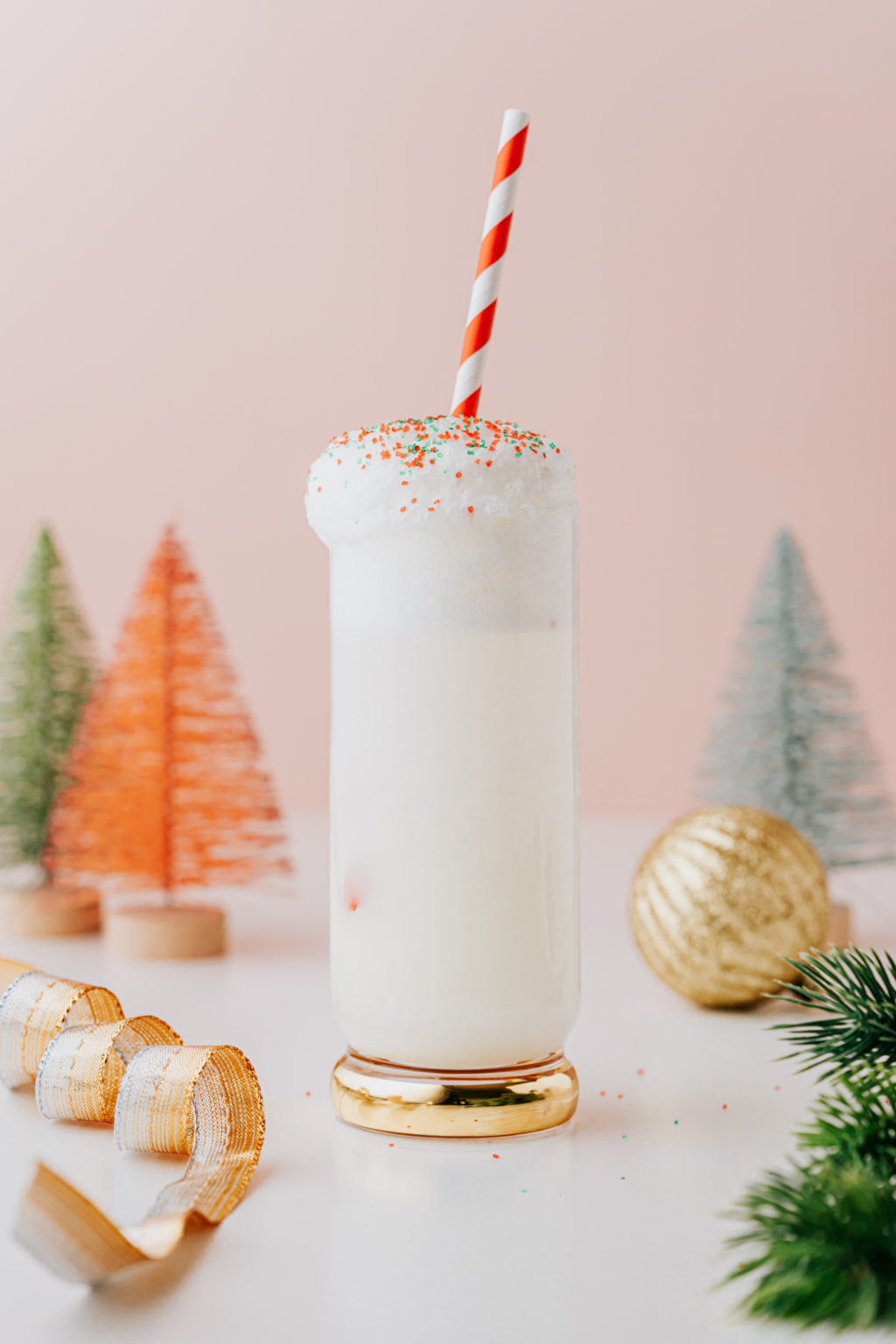 Greenall's Christmas Cookie Gin Fizz - The Social Sipper