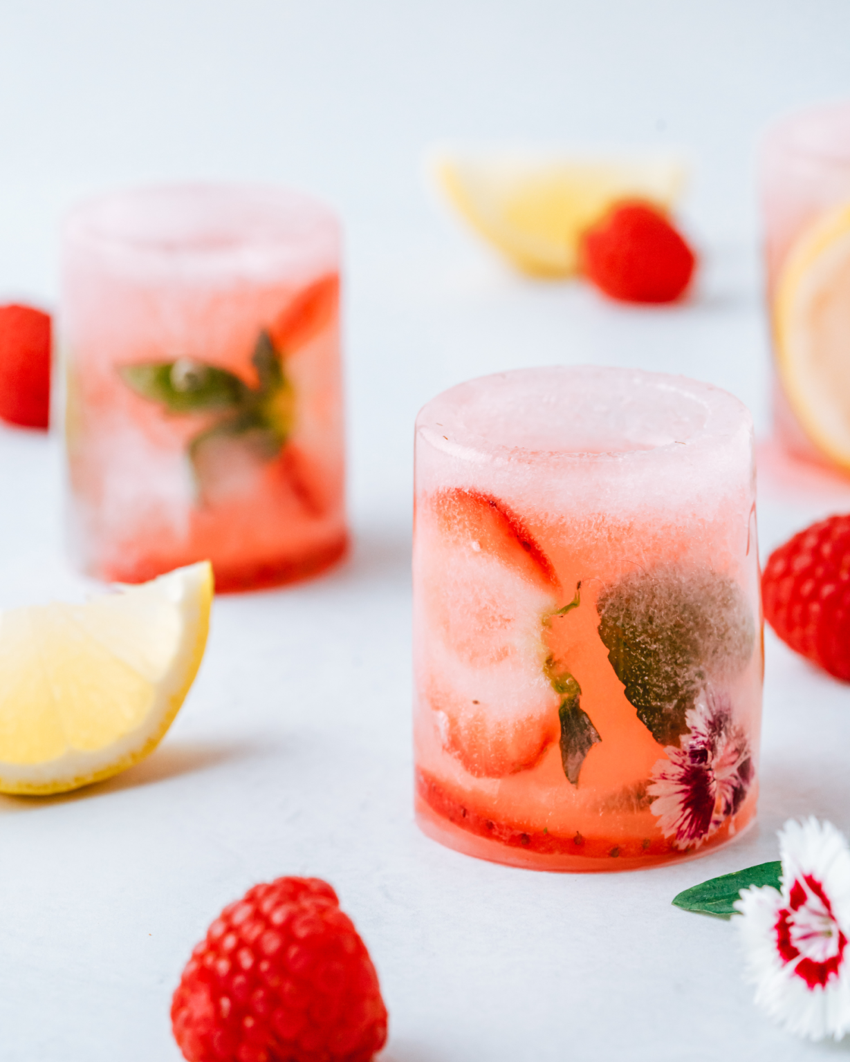 How to Make Fancy Ice Shot Glasses - The Social Sipper