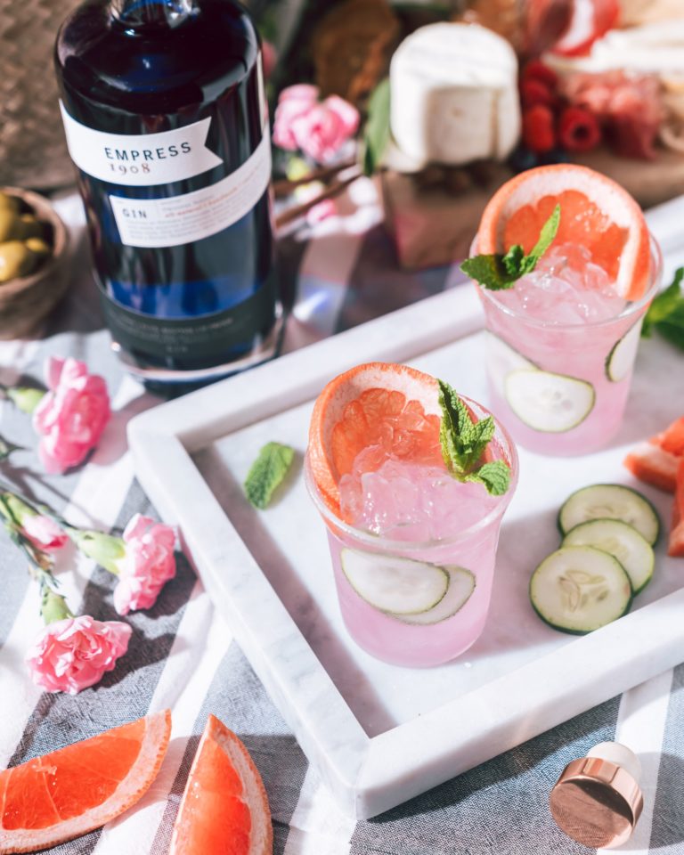 Grapefruit Eastside (Grapefruit Gin Cocktail) - The Social Sipper
