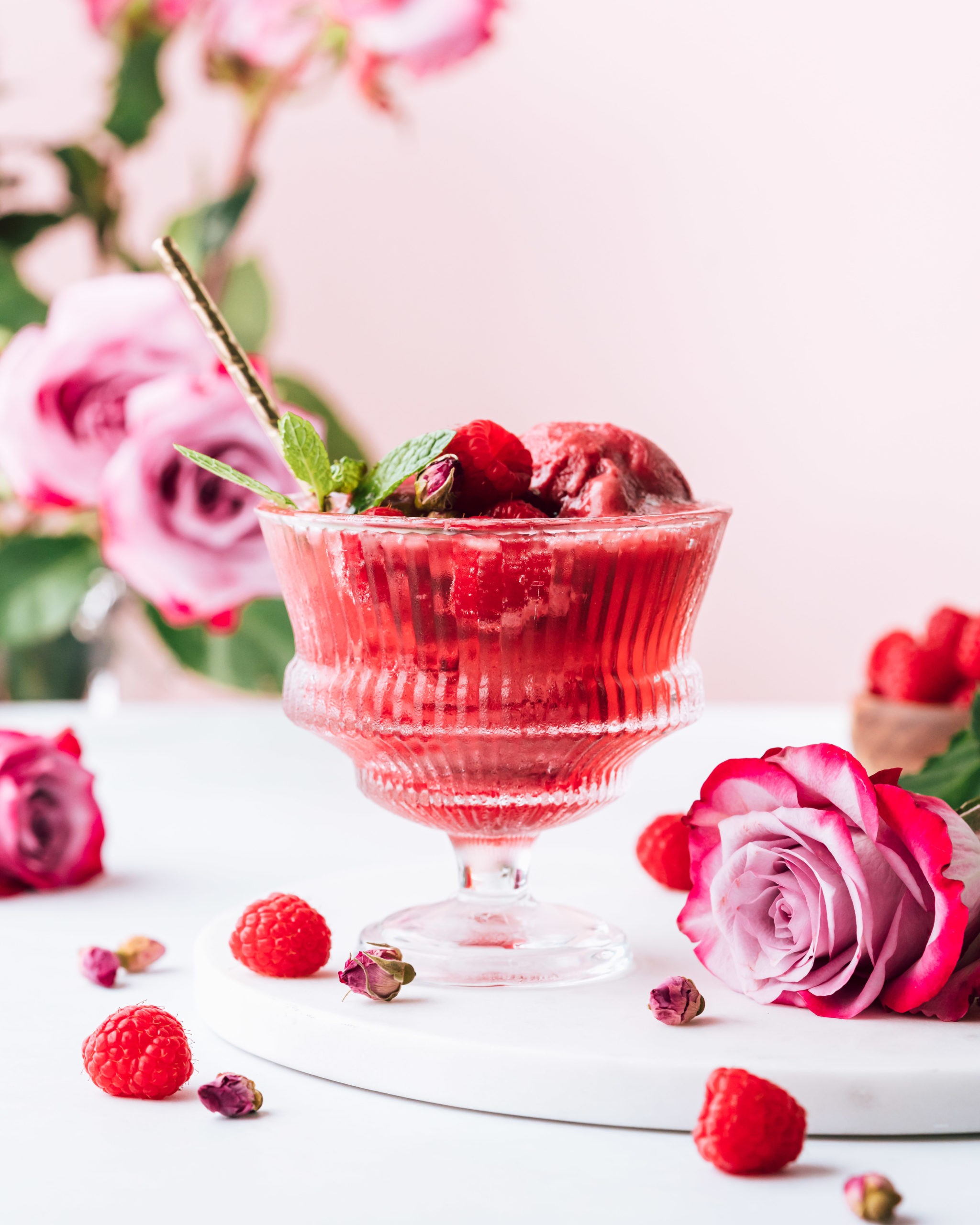 25 Best Valentine’s Day Cocktails & Mocktails - The Social Sipper