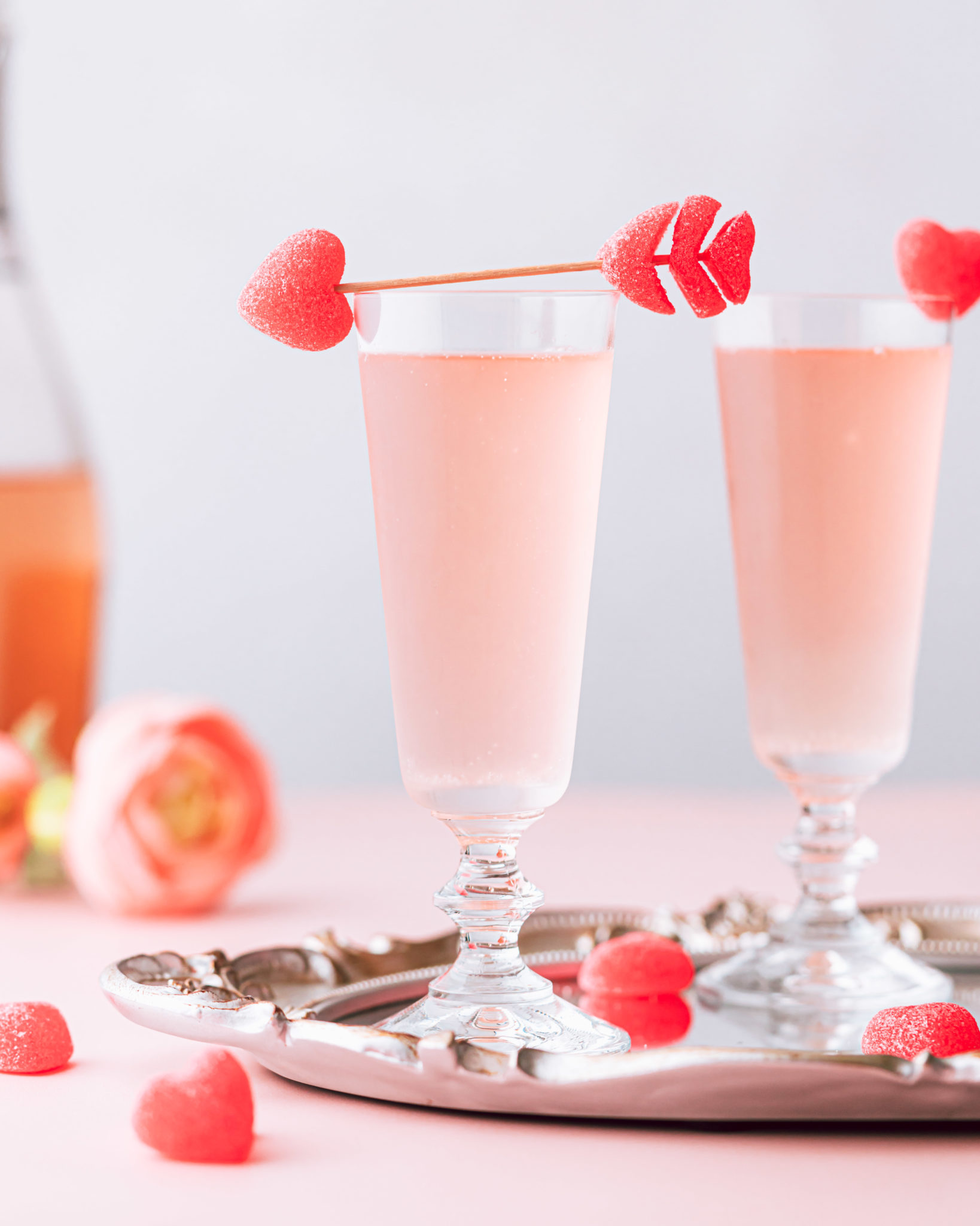 25 Best Valentine’s Day Cocktails & Mocktails - The Social Sipper