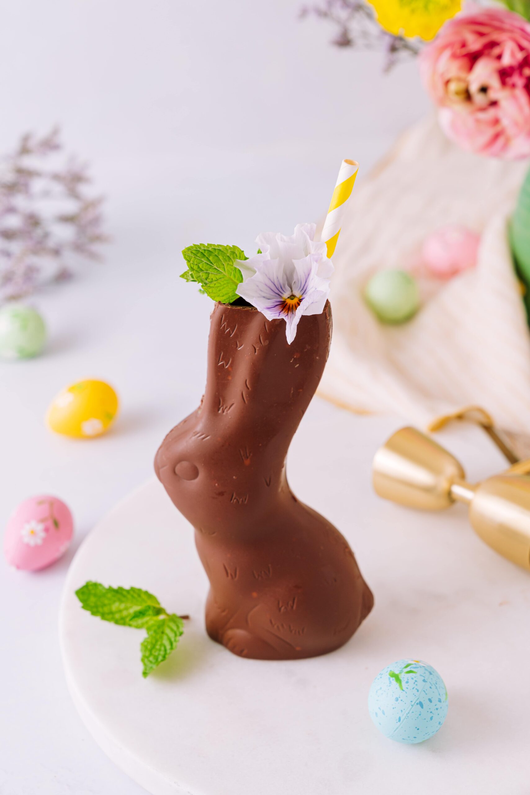 A Decadent Easter Cocktail: The Boozy Bunny Cocktail - The Social Sipper