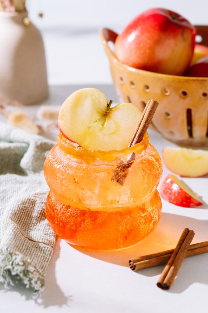 Apple-rol Spritz - The Social Sipper